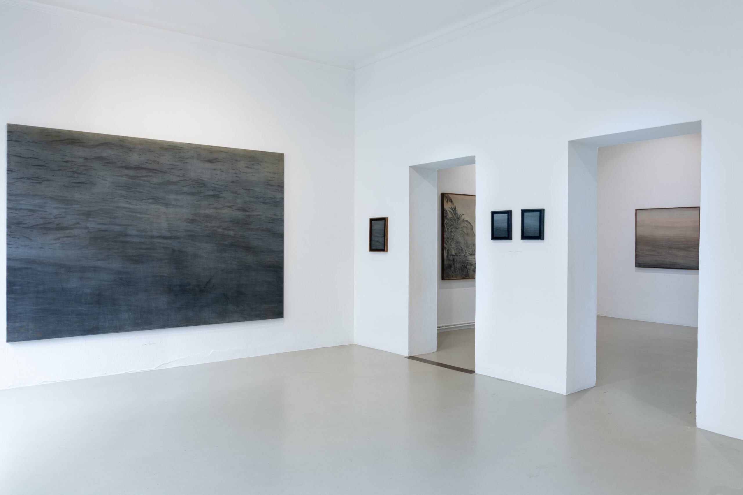 LILY GARDEN - Circle Culture Gallery